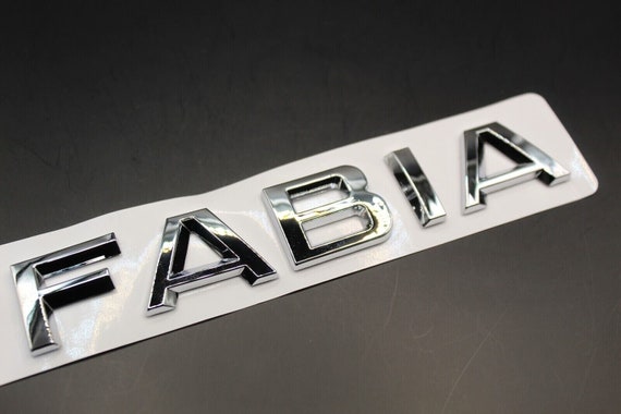 Skoda yeti tailgate badge store