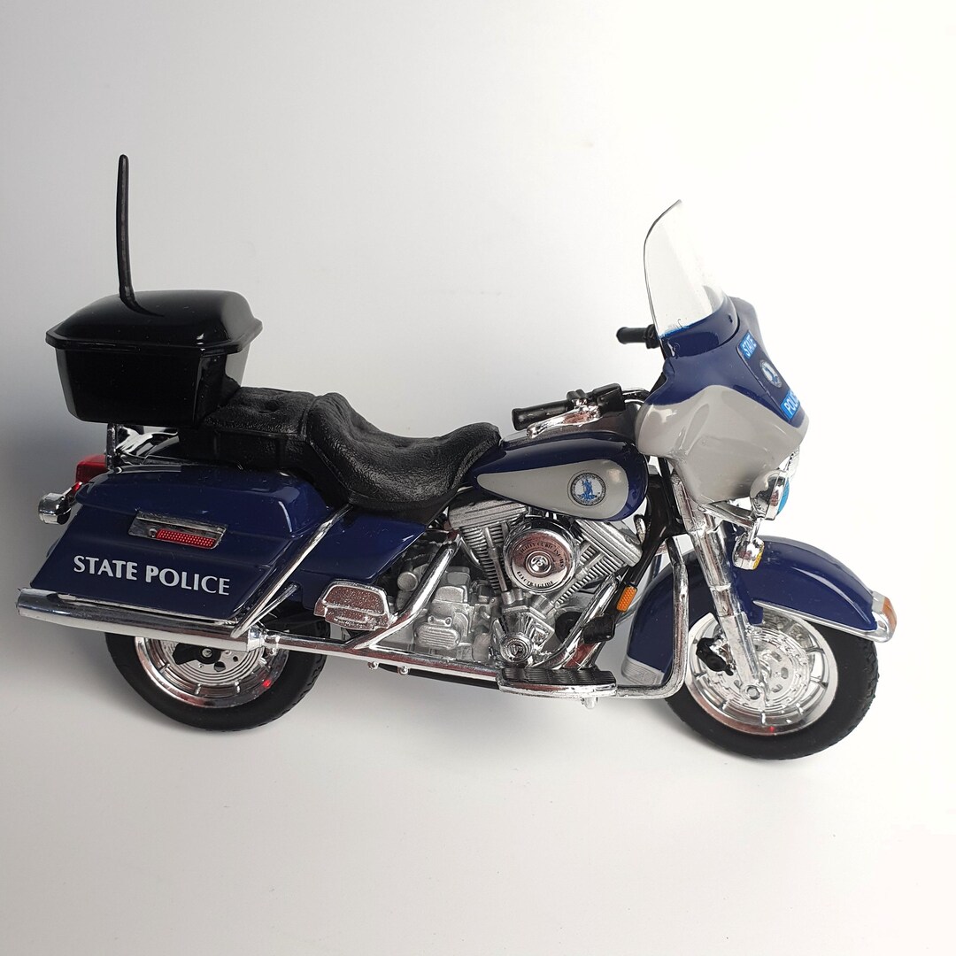 Maisto Harley Davidson Diecast Motorcycle 1:24 Scale Model • Vintage ...