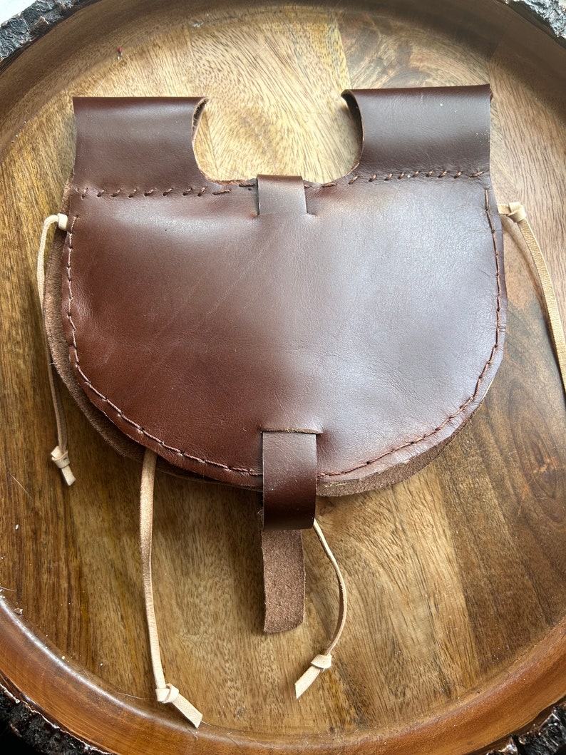 Handmade Leather 14th-15th Century Rounded Belt Pouch Perfect for ...