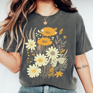 Graphic Tees Women - Etsy