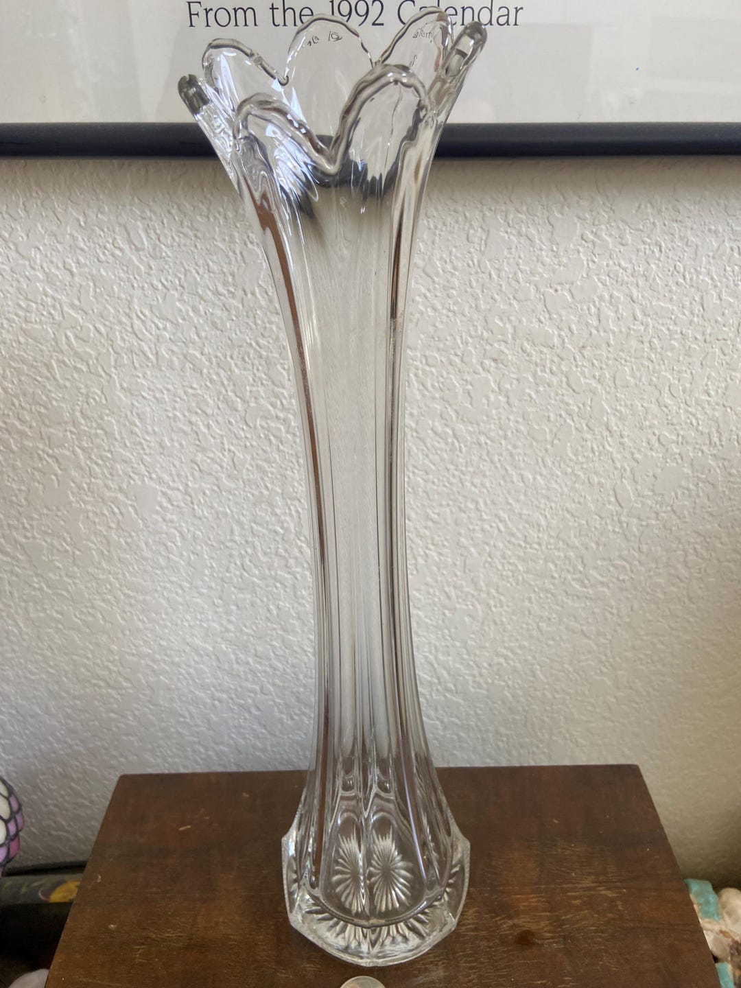 Beautiful Vintage Clear Glass Swung Vase - Etsy