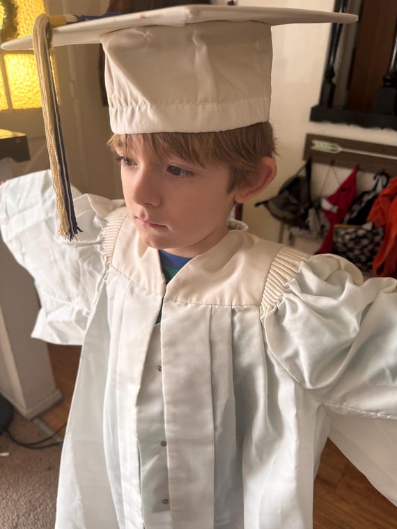 1968 Kindergarden Cap And Gown Little Girl 100% Du Po… - Gem