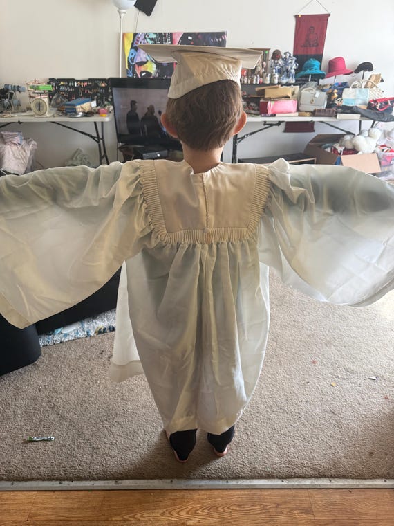 1968 Kindergarden Cap And Gown Little Girl 100% Du Po… - Gem