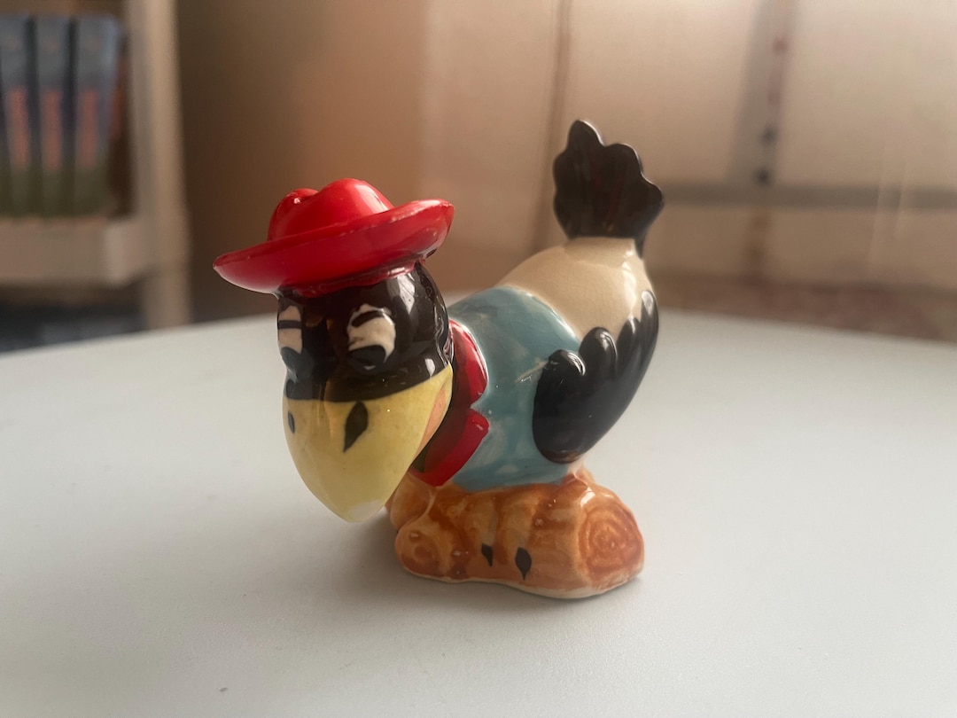 Disneys Dumbos Character Dandy Crow Salt and Pepper Shaker , Victoria ...