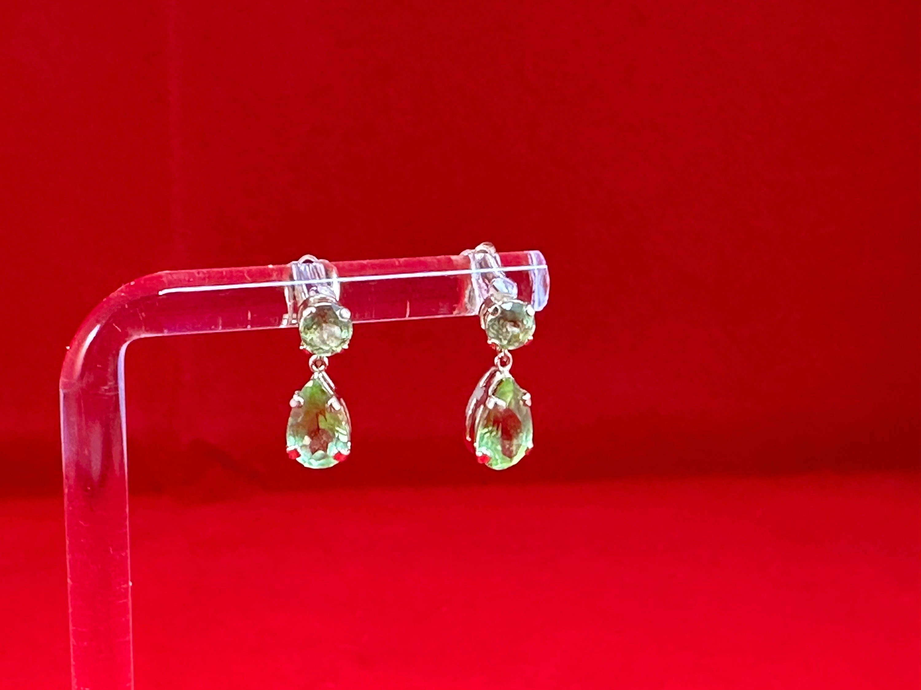 14k Yellow Gold Peridot Drop Earrings - Etsy