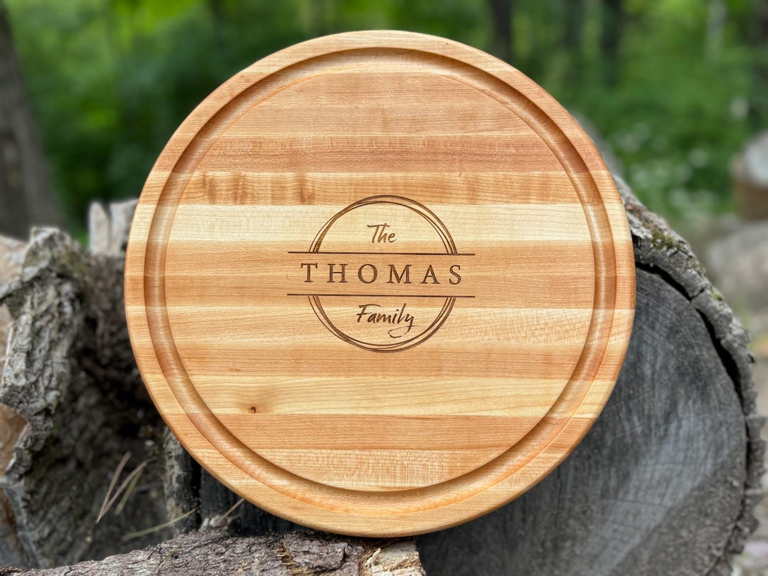 Personalized Circular Cutting Board - Engraved Round Butcher Block ...