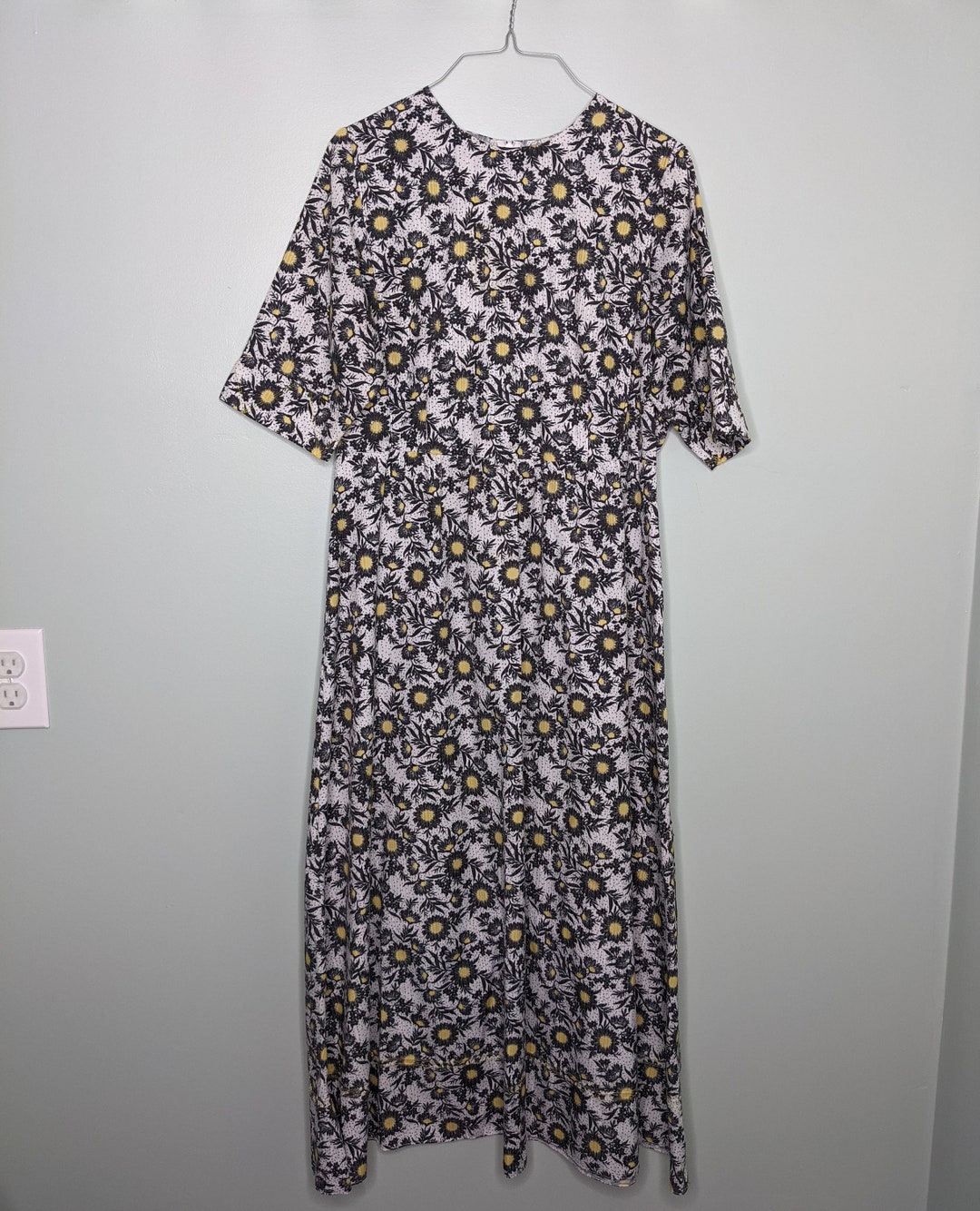Women Adult Mennonite Cape Floral Sunflower White & Yellow Dress - Etsy