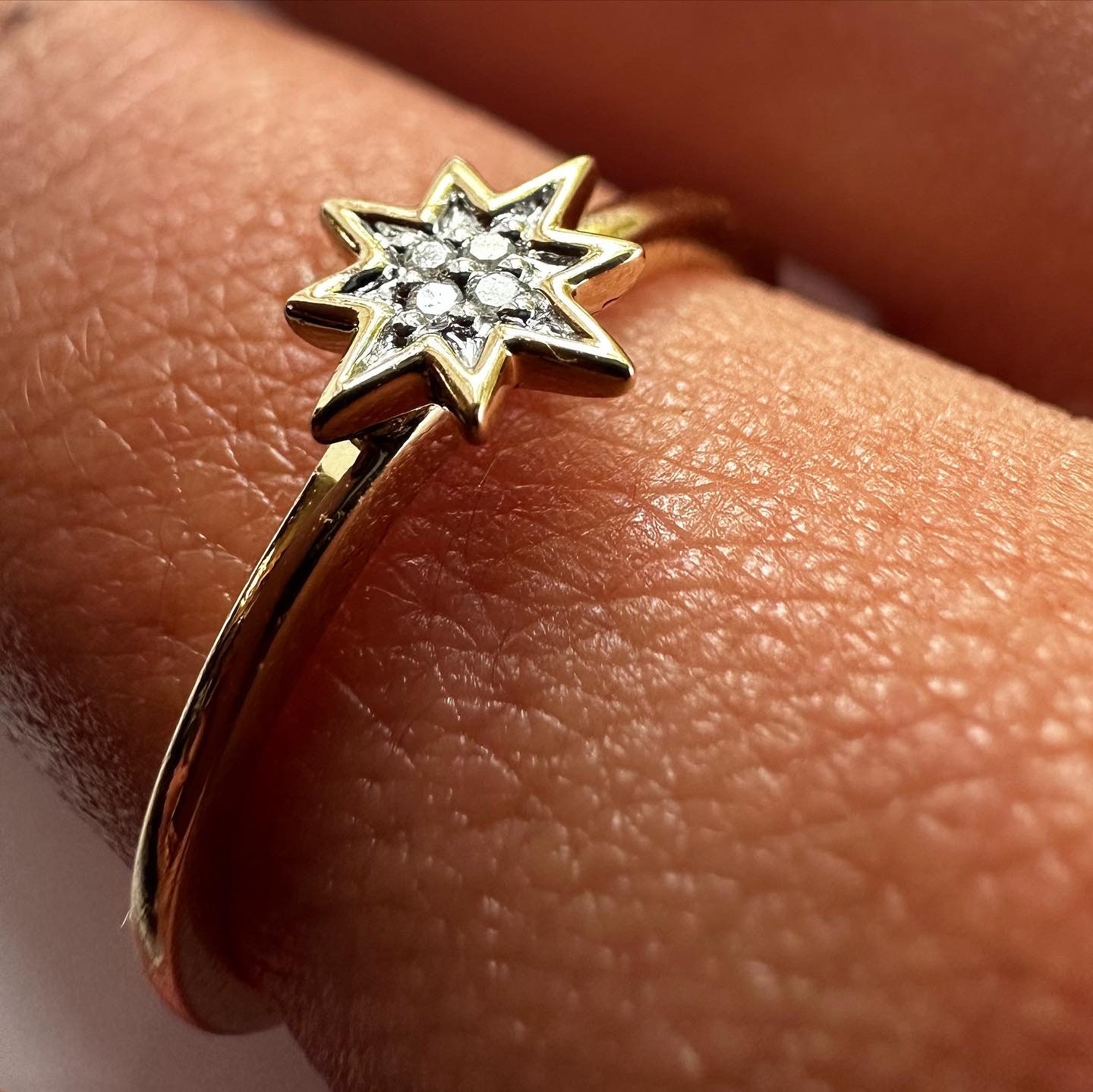 Star Burst Ring - Solid 14K Gold, the Star is Filled With 0.01 Carat ...