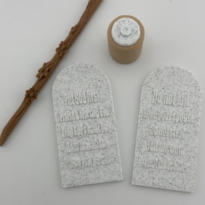 Aaron's Rod, Jar of Manna, and the 10 Commandments Tablet Contents From ...