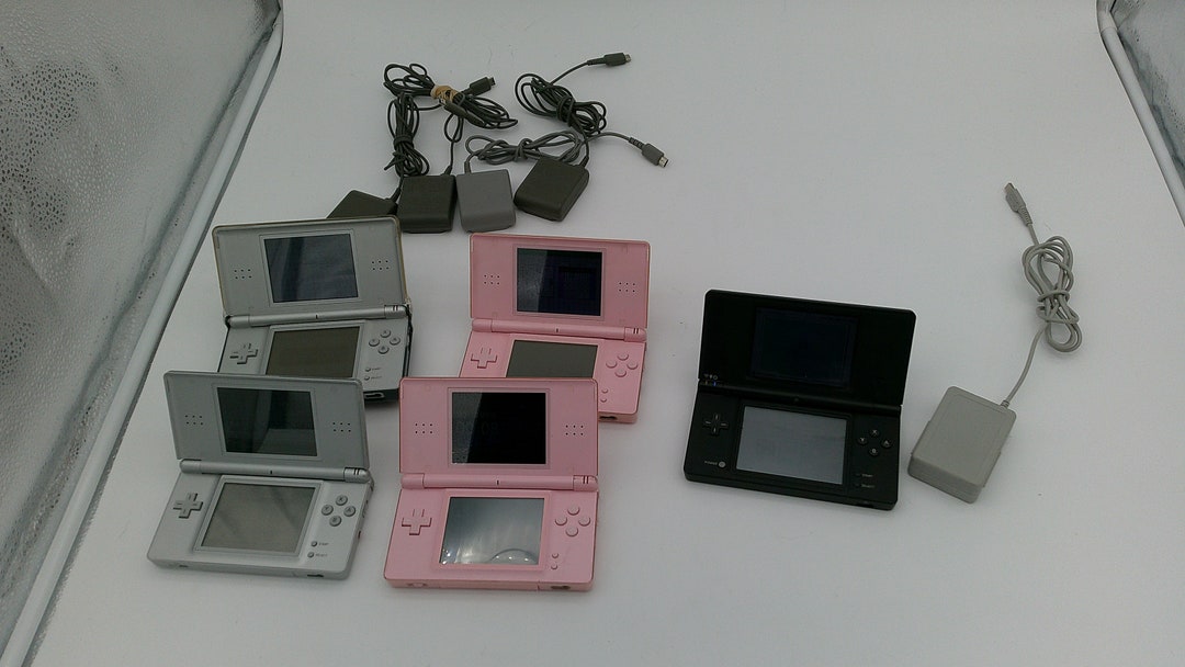 Nintendo DS Lite With Twilight Menu R4 Cartridge - Etsy