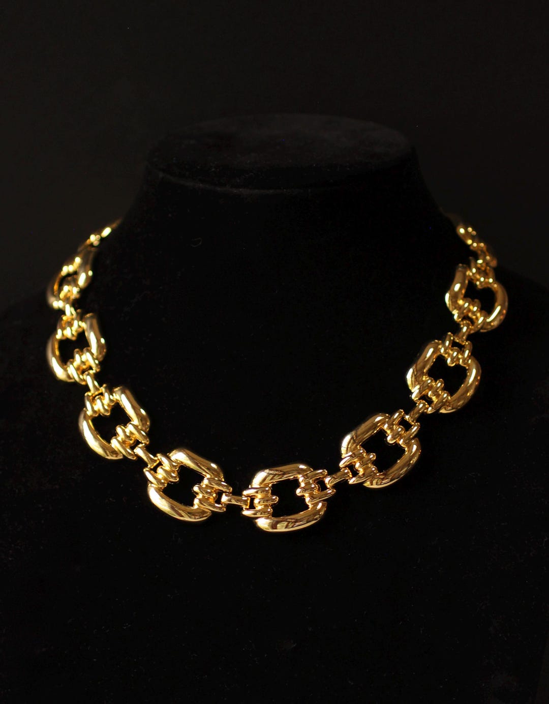 Vintage Runway Chunky Gold Tone Rectangular Chain Link Necklace – 18 ...
