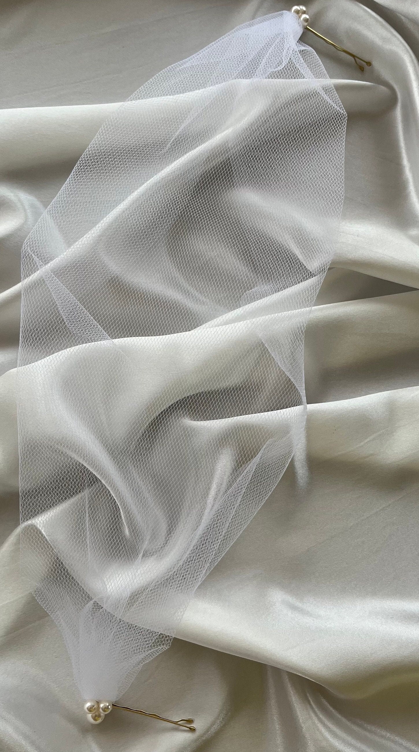 Soft Tulle Bridal Veil | Small Veil With Hair Pins | Wedding Veil ...