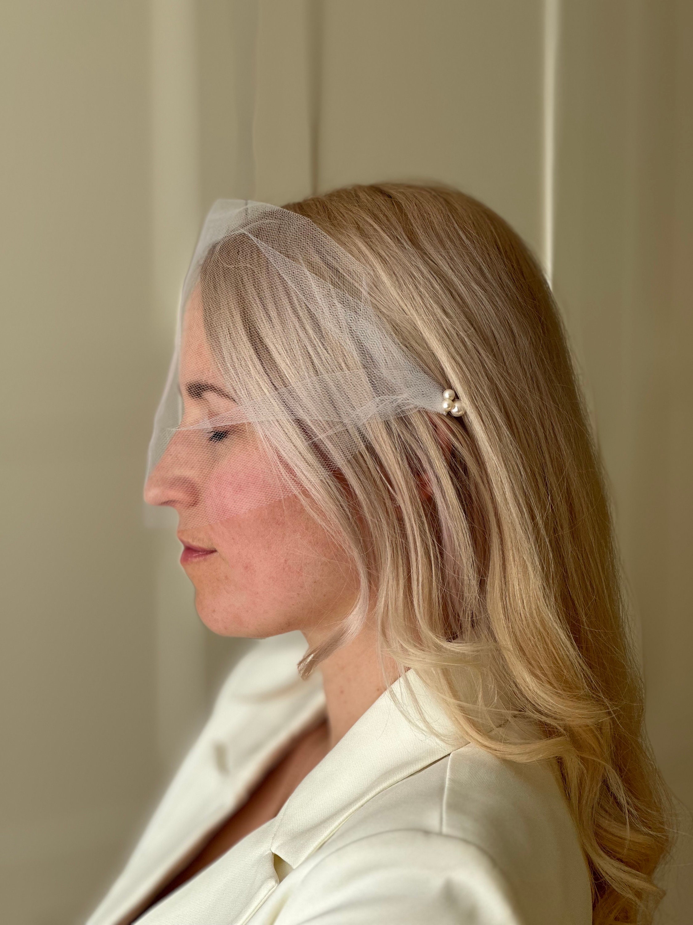 Soft Tulle Bridal Veil | Small Veil With Hair Pins | Wedding Veil ...