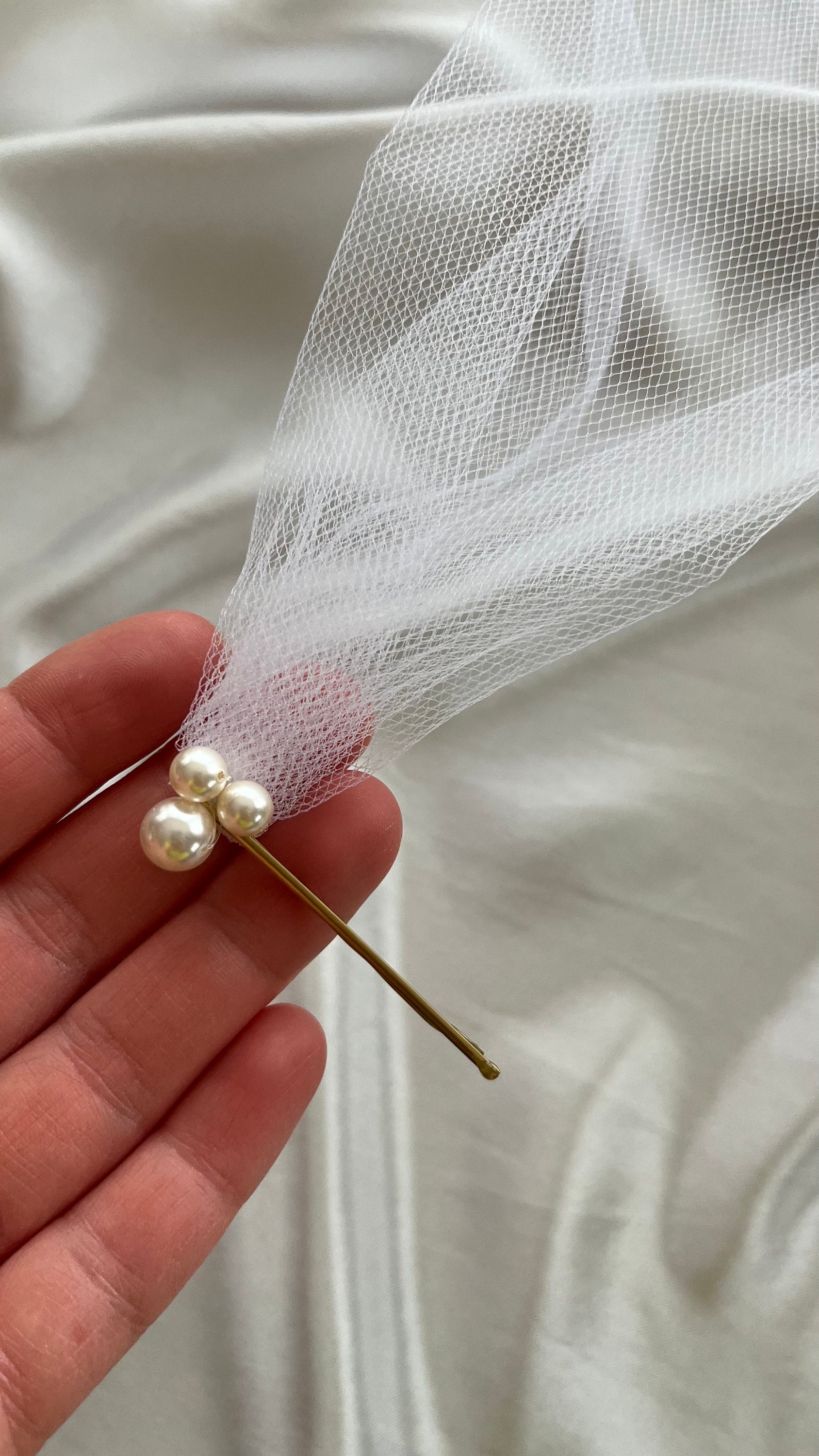 Soft Tulle Bridal Veil | Small Veil With Hair Pins | Wedding Veil ...