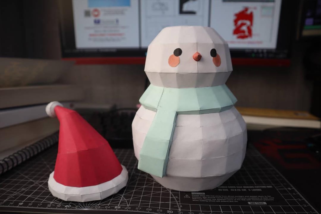 DIY Geometric Snowman: 3D Papercraft Template for Winter Decor - Etsy