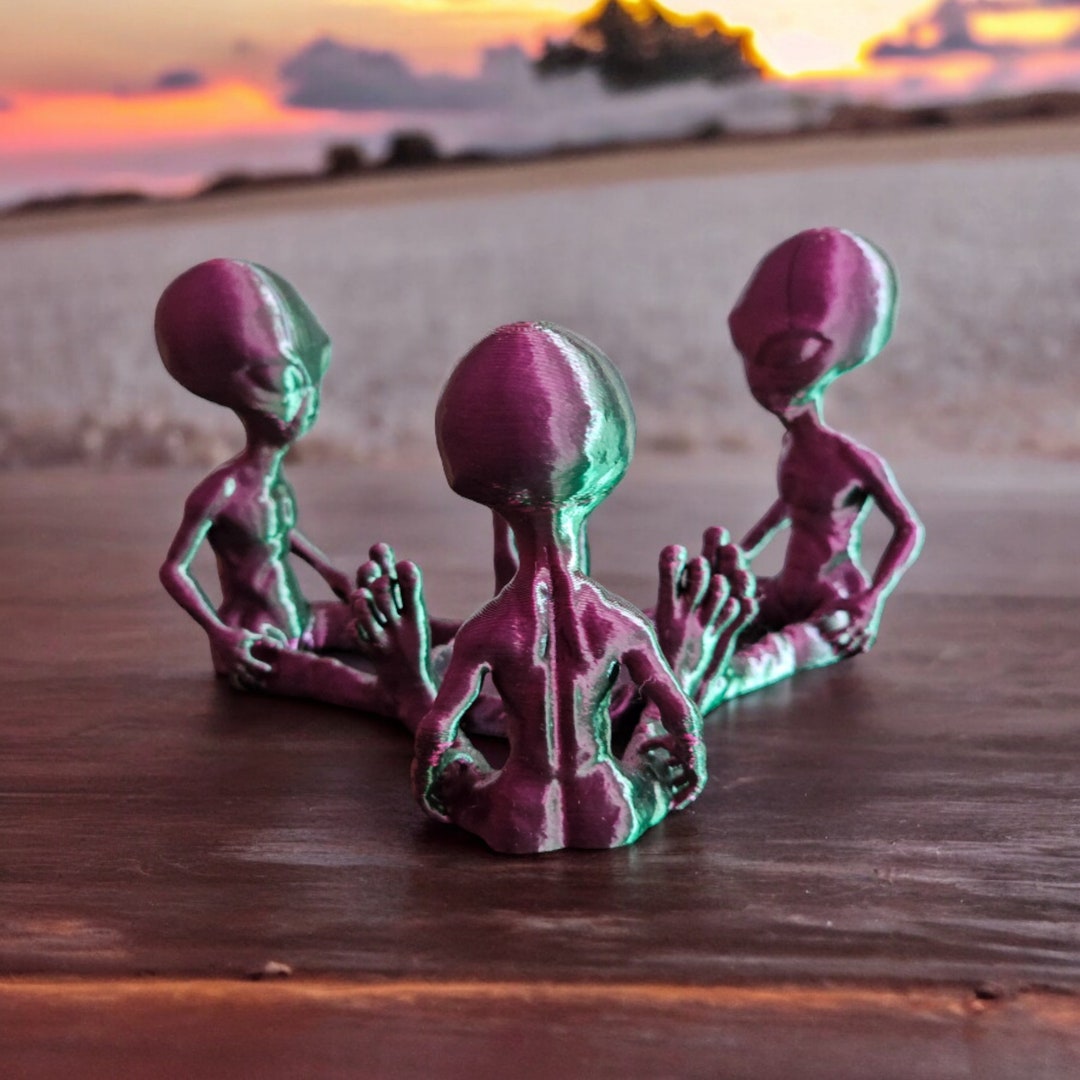 3D Printed Alien Campfire Candle Holder-unique Sci-fi Home Decor - Etsy