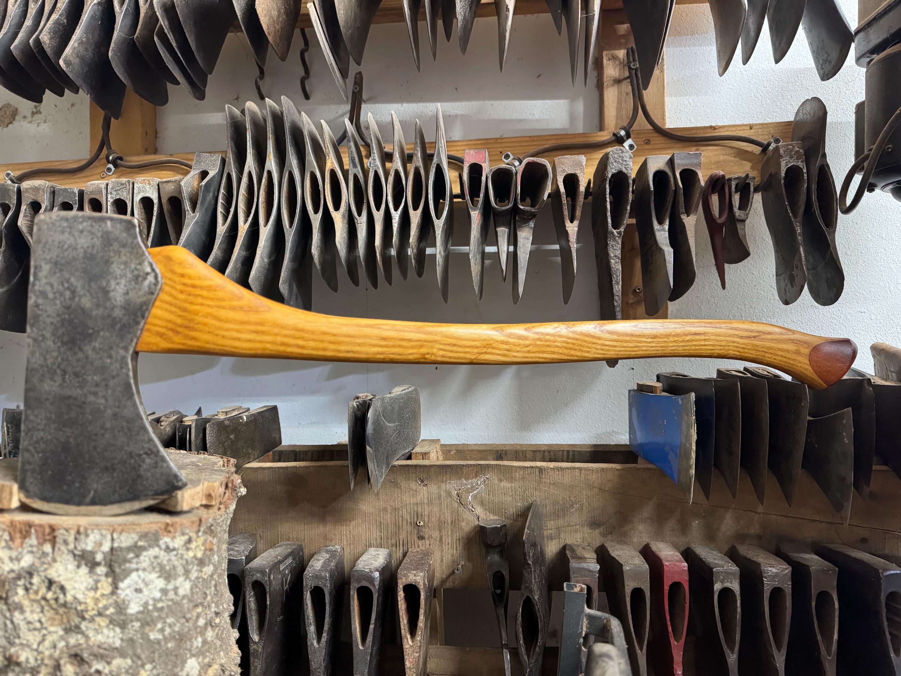 Restored Vintage Rare English Elwell 6 Rounding Pattern Axe With ...