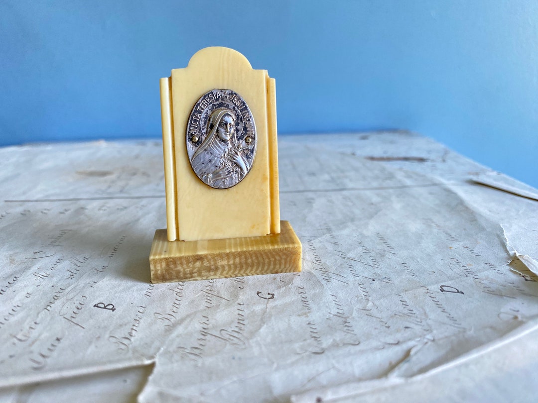 A Vintage French Shrine to St Therese - Etsy