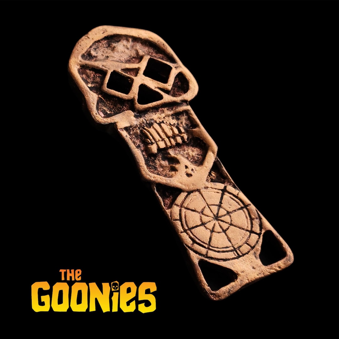 The Goonies One Eyed Willie Copper Bones Key Original Prop Replica -tv ...