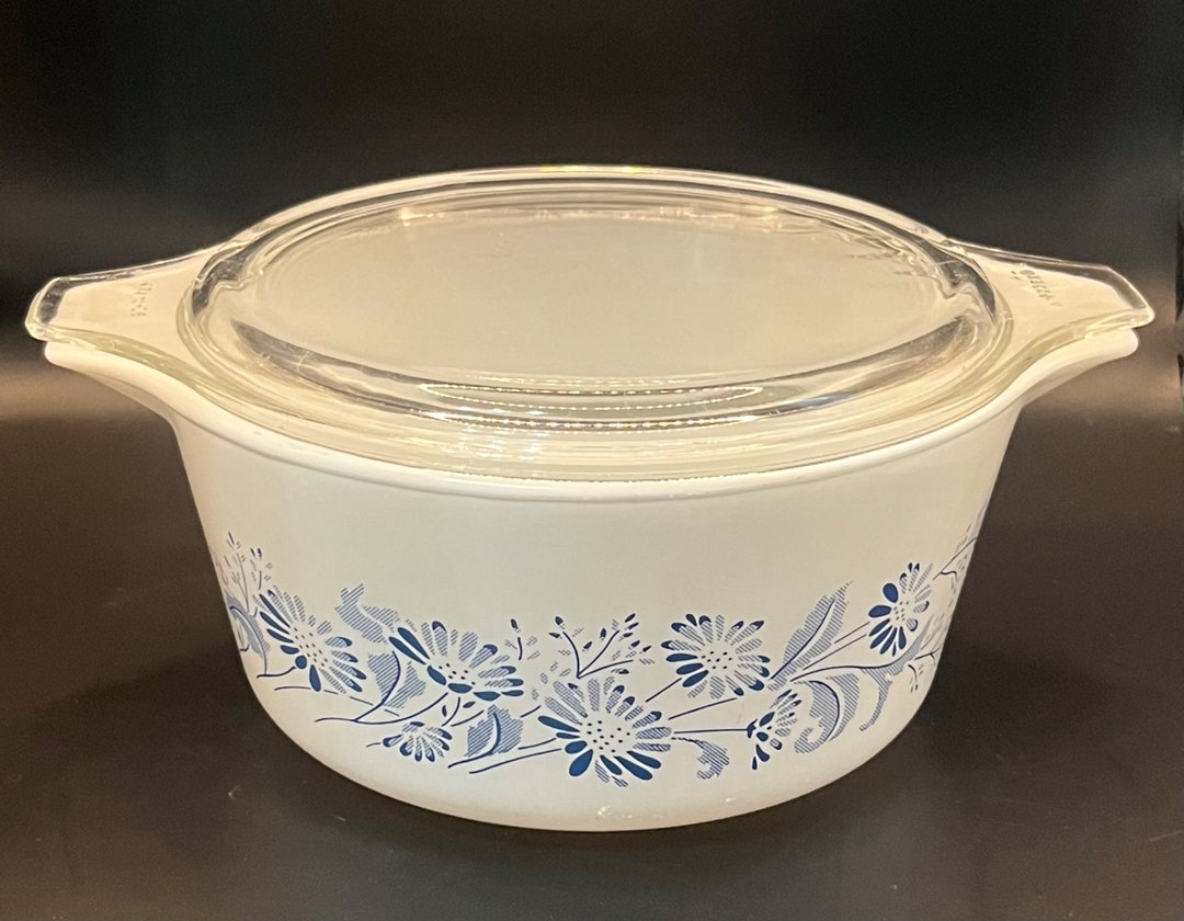 Vintage Pyrex Colonial Mist White & Blue 1.5 Quart Casserole Dish 474-B ...