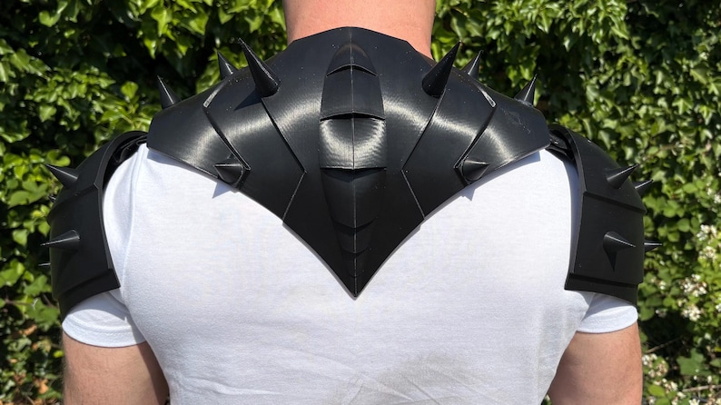 Absolute Bat Shoulder Armour, Spiked Armour Kit - Etsy
