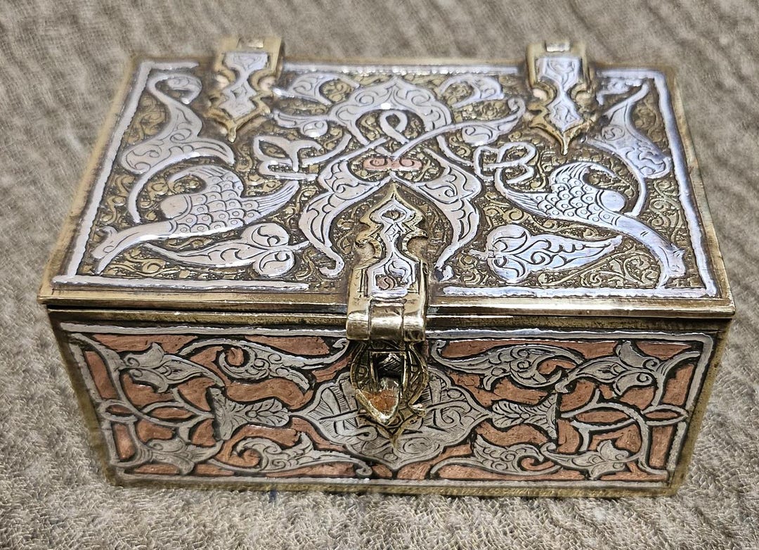 Antique Islamic Mamluk Middle Eastern Koran Box , Trinket Box , Chest ...