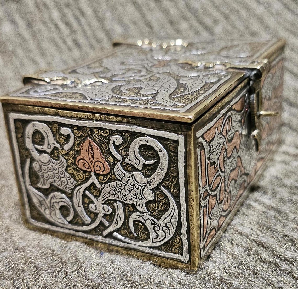 Antique Islamic Mamluk Middle Eastern Koran Box , Trinket Box , Chest ...