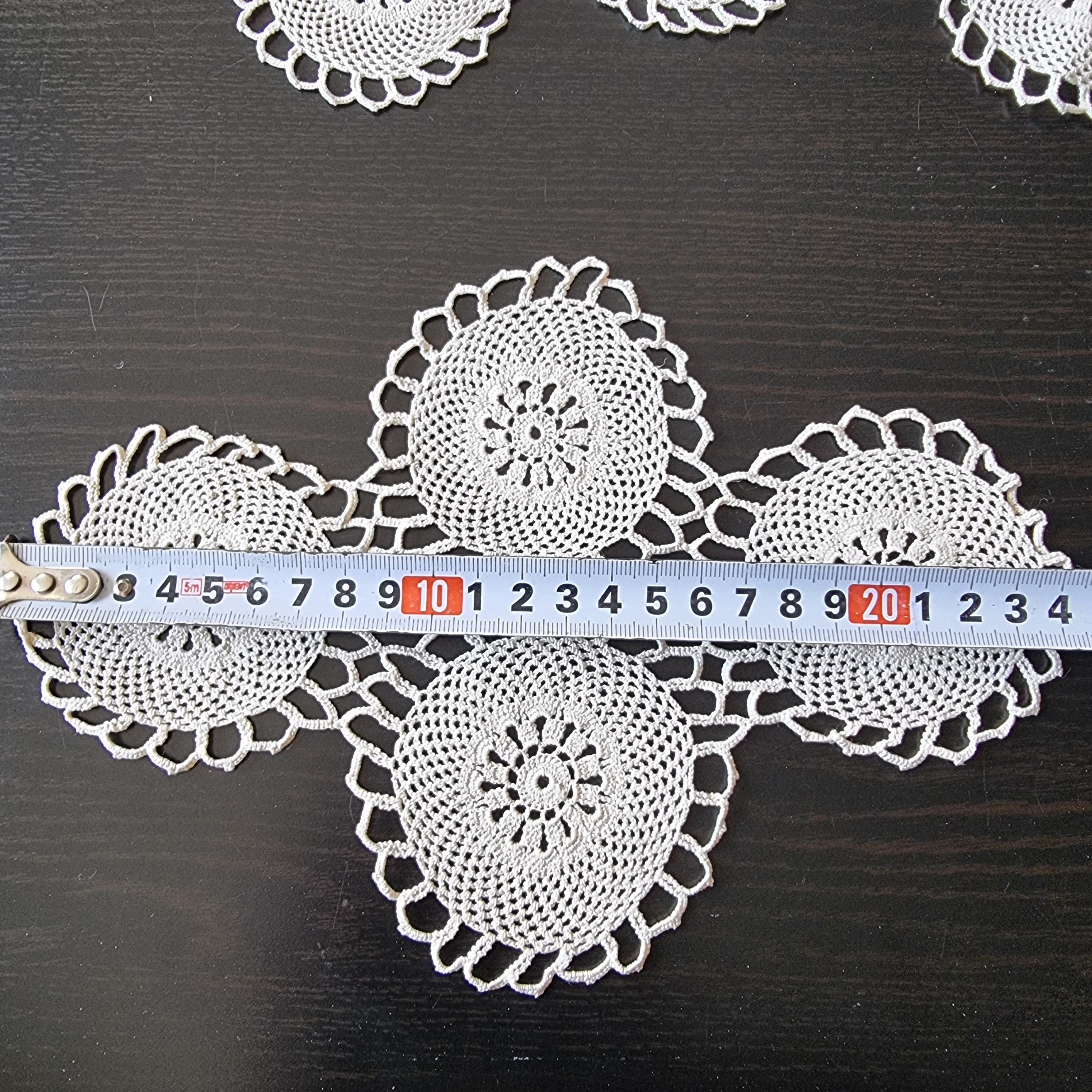 4 Pieces SMALL Size Doilies Rhomboid Shape & Round-flower Design ...