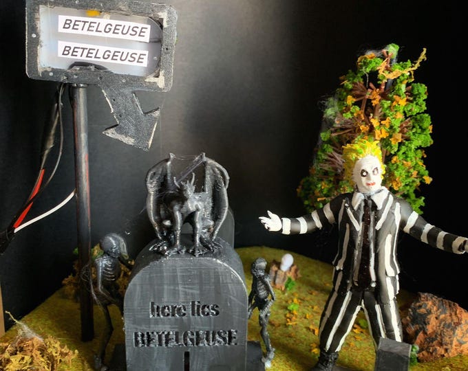 Beetlejuice-diorama - Etsy