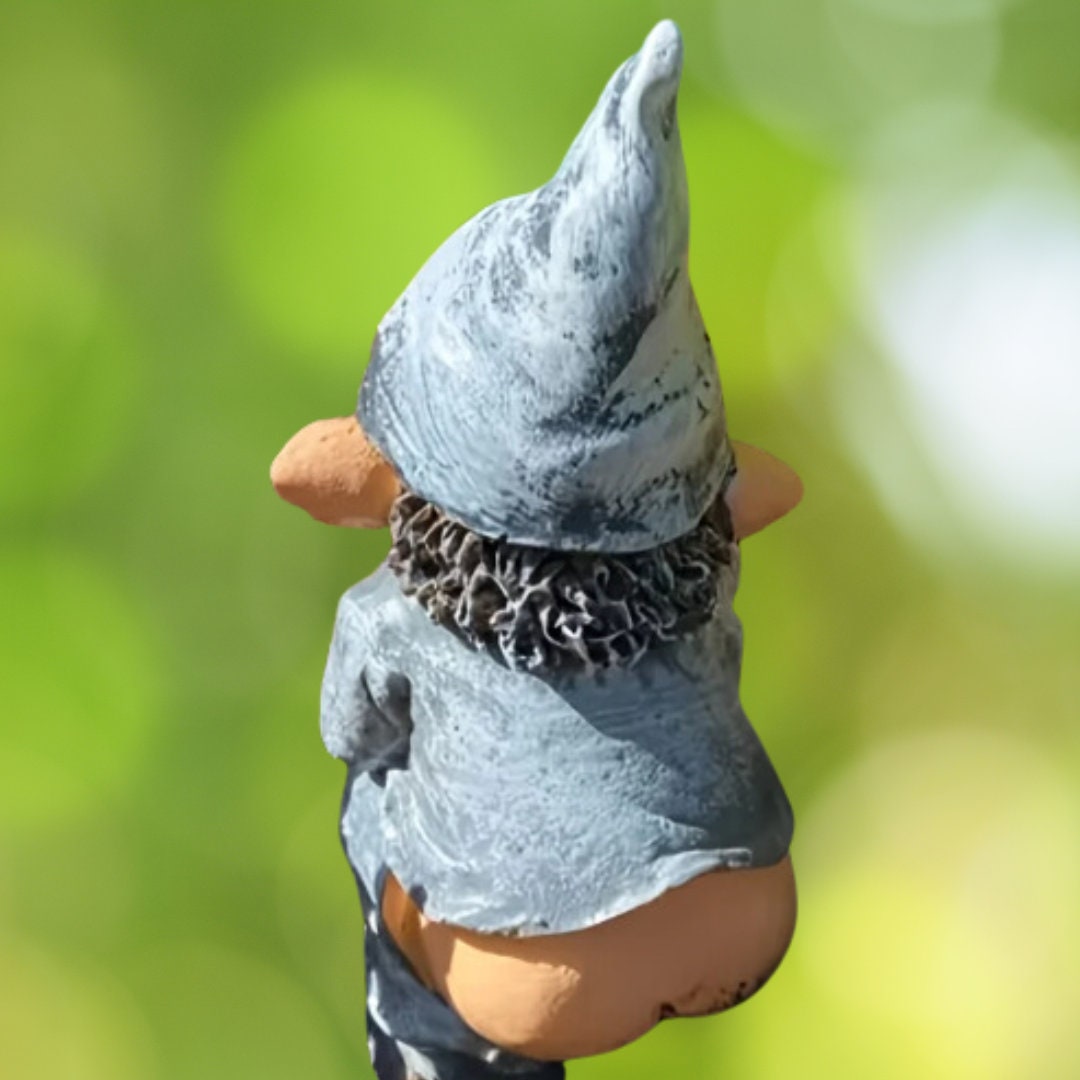 Funny Pooping Elf Statue Pooping Garden Gnome Funny Gnome Garden Statue ...