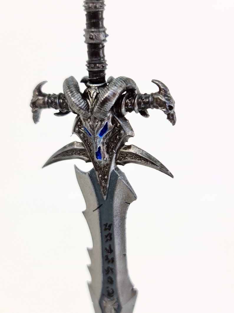 Frostmourne Rune Sword From World of Warcraft, Ner'zhul, Lich King ...