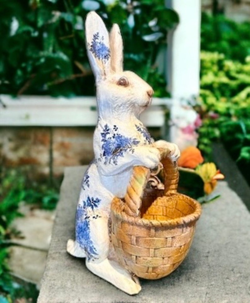Tall Bunny Statue With Pot for Garden Decor Easter Rabbit Sculpture ...