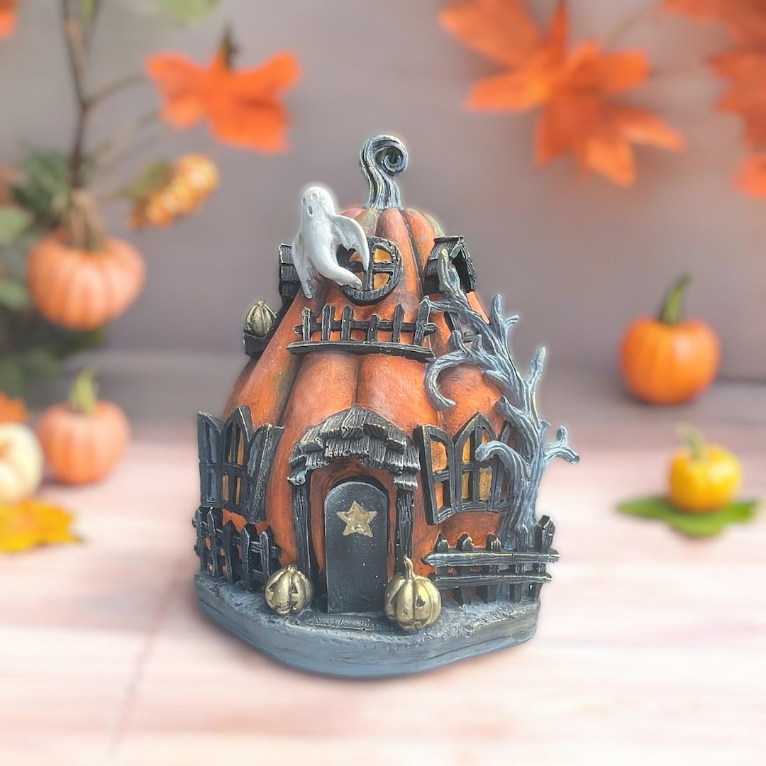 Haunted Halloween Pumpkin House, Cute Ghost and Pumpkin Decor, Shabby ...