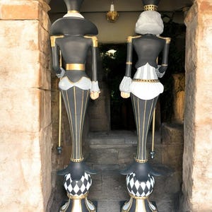 Life Size Nutcracker Floor Lamp, 5.57 Ft Tall Ceramic Nutcracker Statue ...