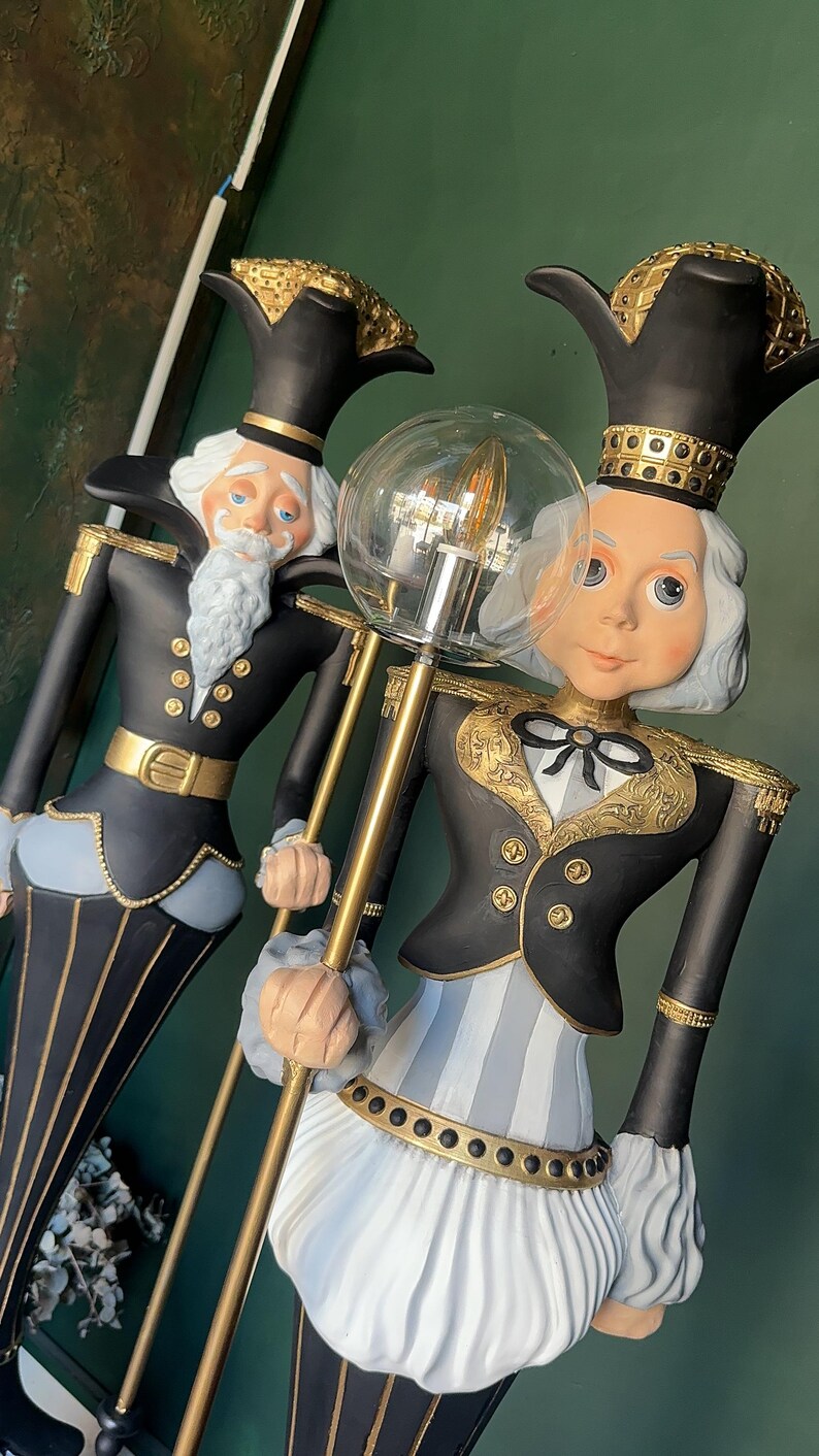 Life Size Nutcracker Floor Lamp, 5.57 Ft Tall Ceramic Nutcracker Statue ...