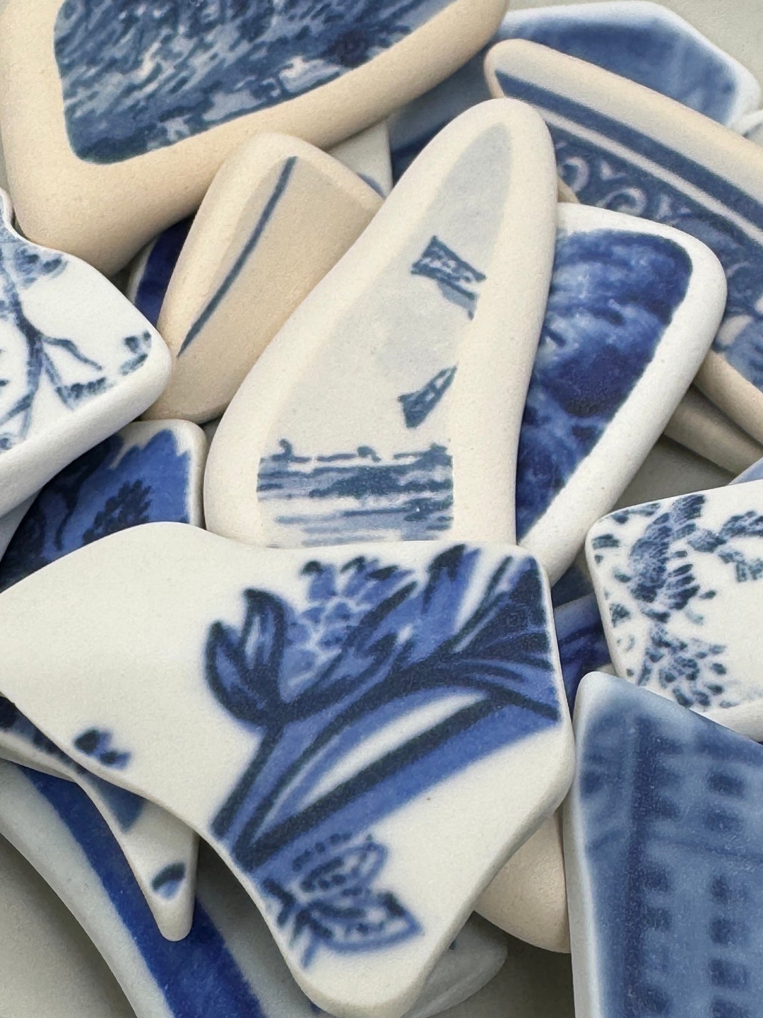 Blue Willow Tumbled Pottery 25 Pieces / Recycled Vintage Blue Willow ...