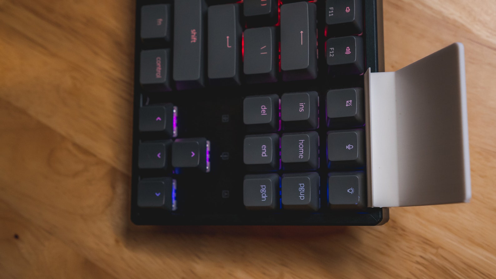 K-series Aluminum Frame Glance Stand Phone Mount for Keychron K Series ...