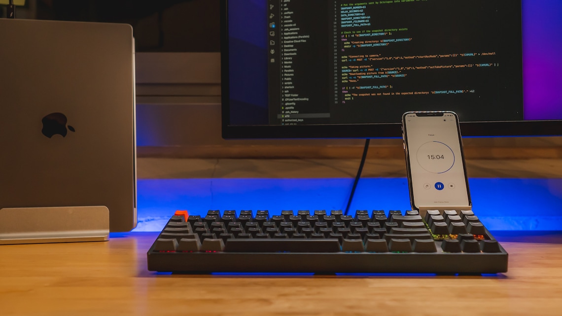 K-series Aluminum Frame Glance Stand Phone Mount for Keychron K Series ...