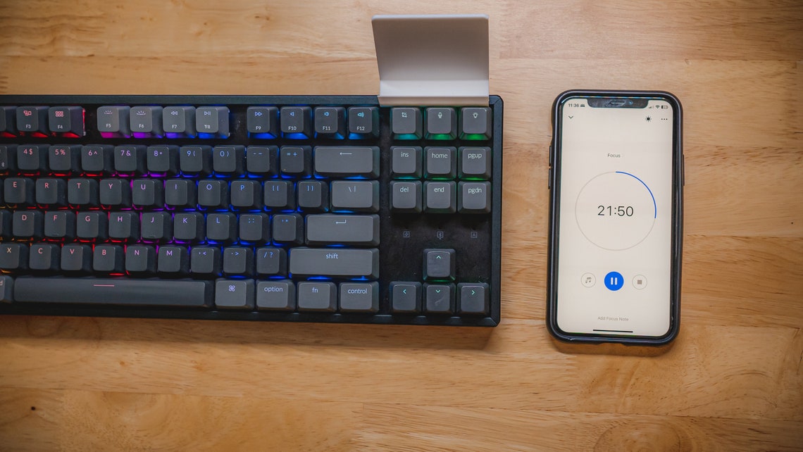 K-series Aluminum Frame Glance Stand Phone Mount for Keychron K Series ...