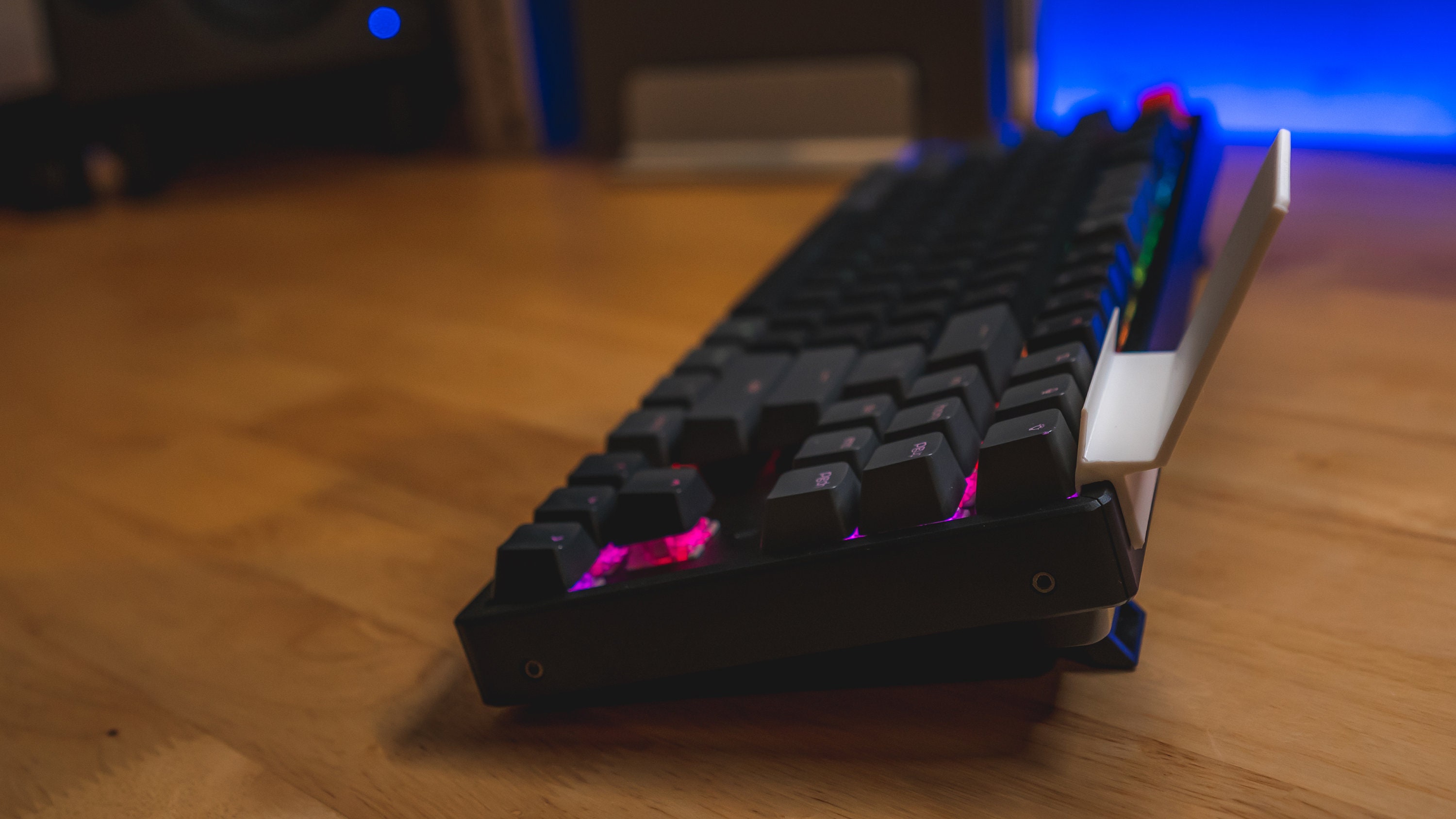 K-series Aluminum Frame Glance Stand Phone Mount for Keychron K Series ...