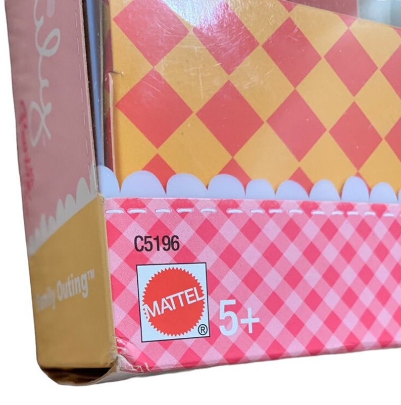 Barbie Happy Family Neighborhood Hometown Fair Set of 4 Dolls BNIB ...