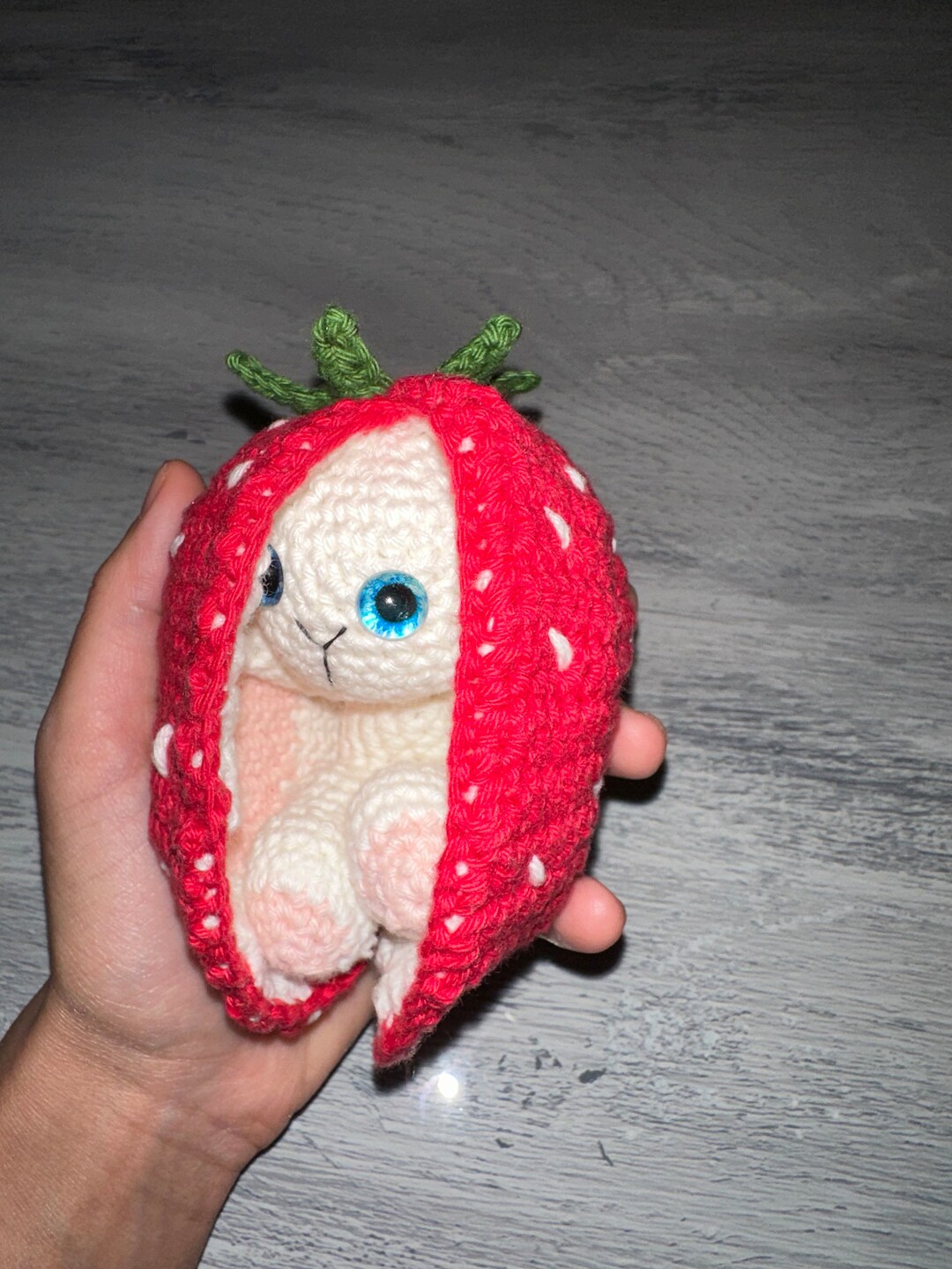 CROCHET PATTERN Barry the Strawberry Bunny / AMIGURUMI - Etsy