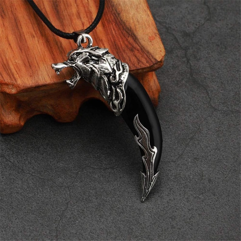 Wolf Tooth Necklace for Women Men Wolf Head Totem Pendant Necklace ...