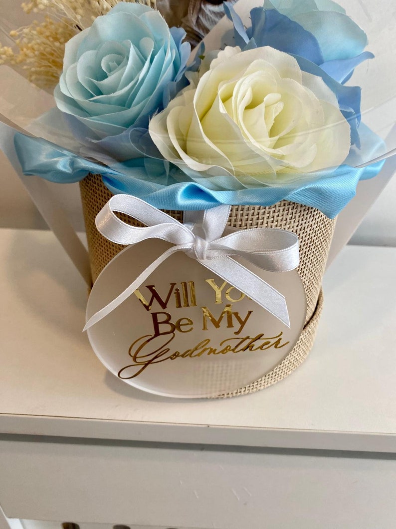 Bobo Bubble Bouquet. Bobo Balloon With Artificial Flowers. Beautiful ...