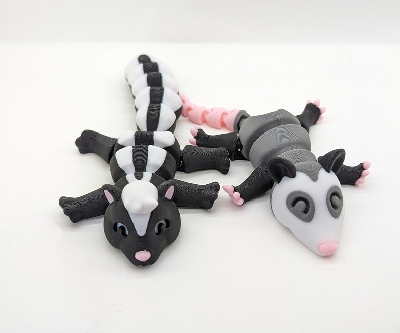 Funky Skunky Articulated Fidget Toy - Etsy