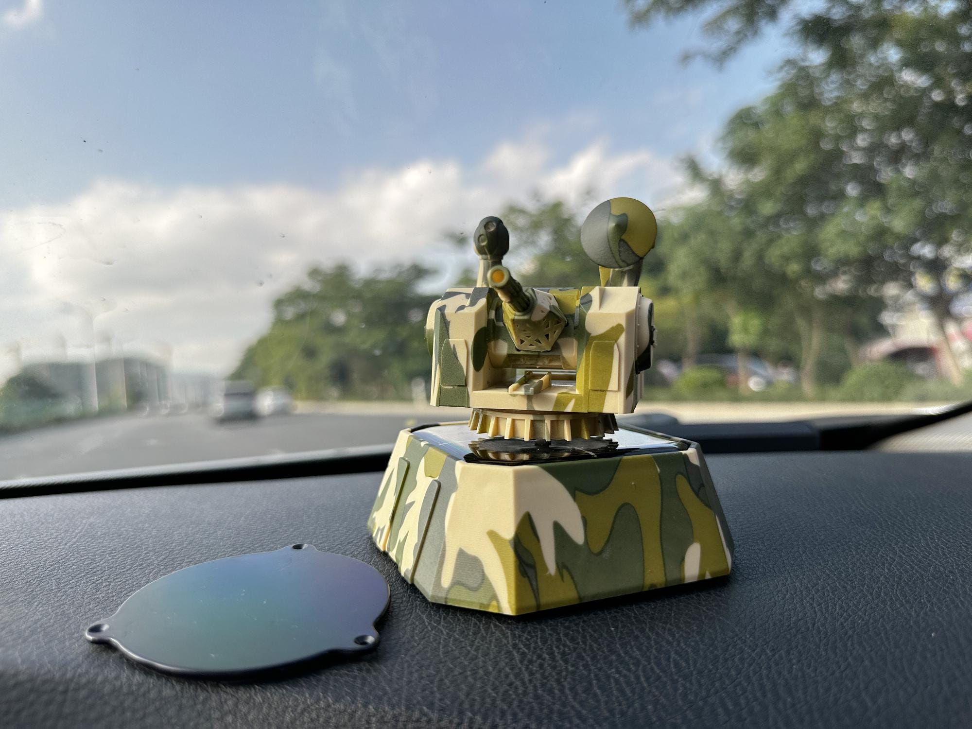 Solar Powered Rotating Car Turret Ornaments, Military Enthusiast Anti ...
