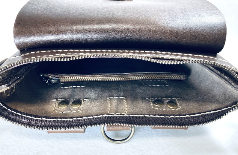 Sozoro - Vertical Fanny Pack -chocolate - Etsy