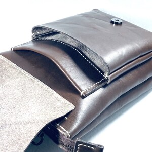 Sozoro - Vertical Fanny Pack -chocolate - Etsy