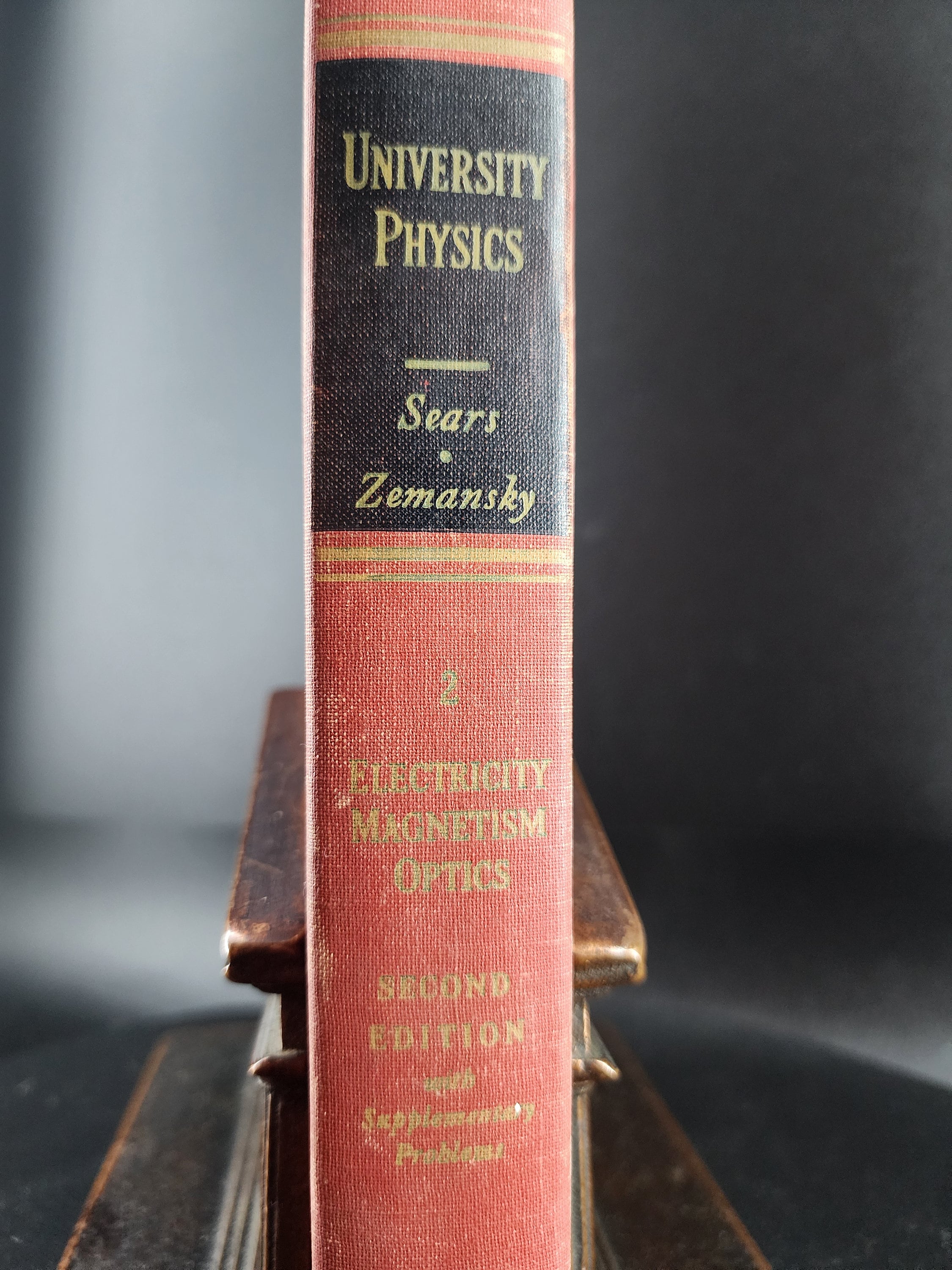 University Physics by Sears & Zemansky | Book 1 Mechanics Heat Sound ...