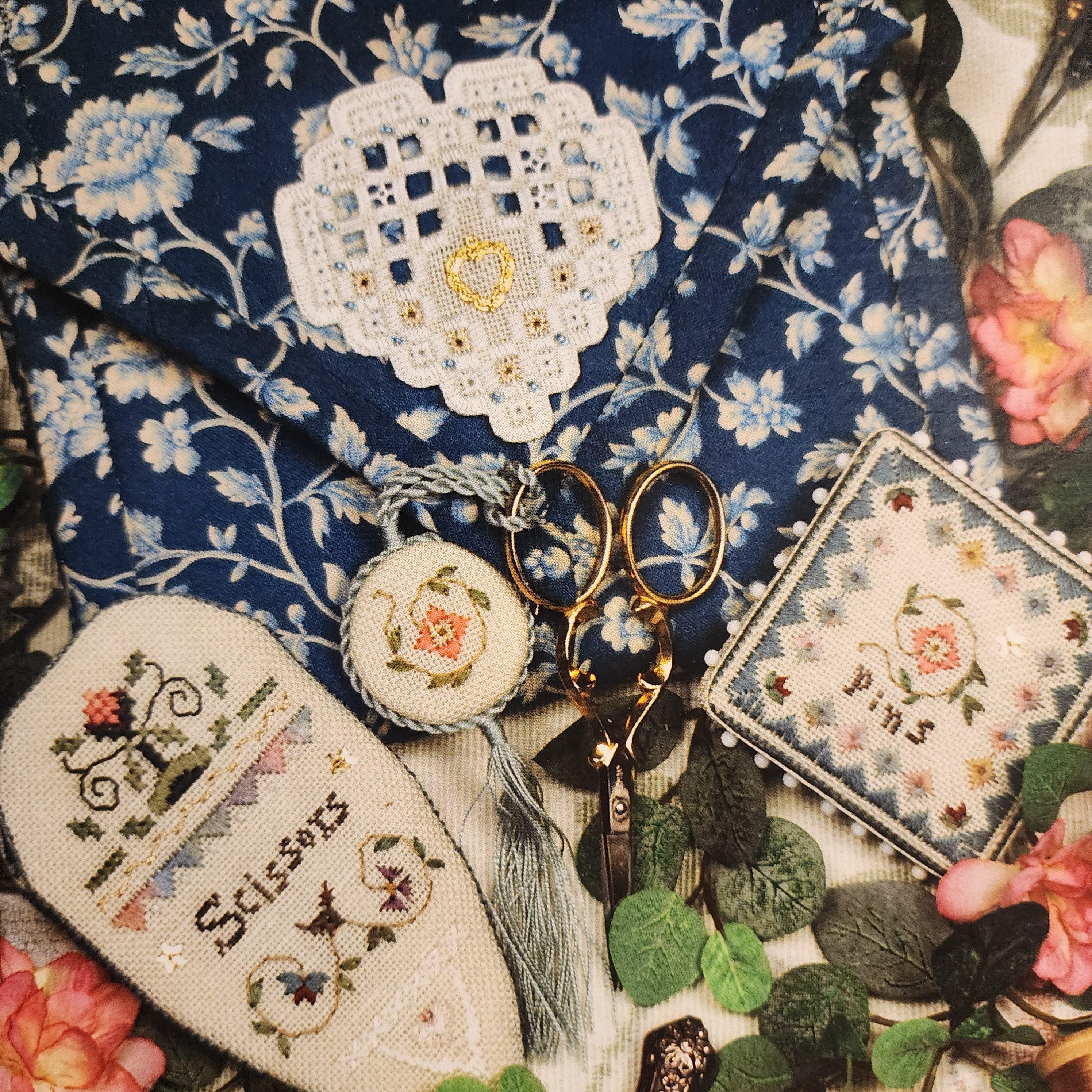 The Victoria Sampler: Count Your Blessings // Stitchers Etui, Scissor ...
